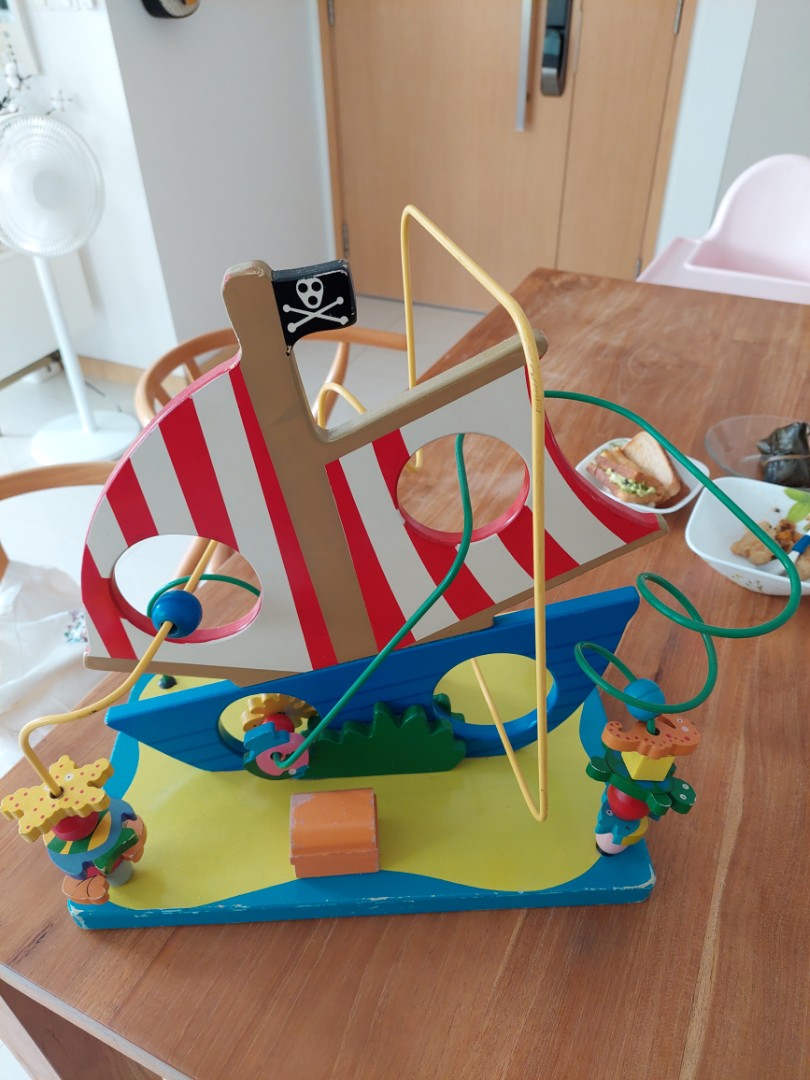 Bead tracker maze, Babies & Kids, Infant Playtime on Carousell