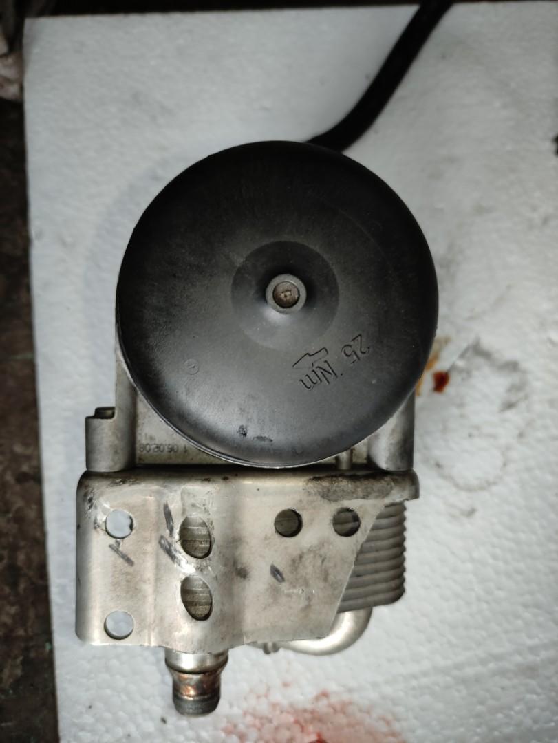 Bmw e90 e92 n46 Engine oil cooler oil filter housing, Auto Accessories ...