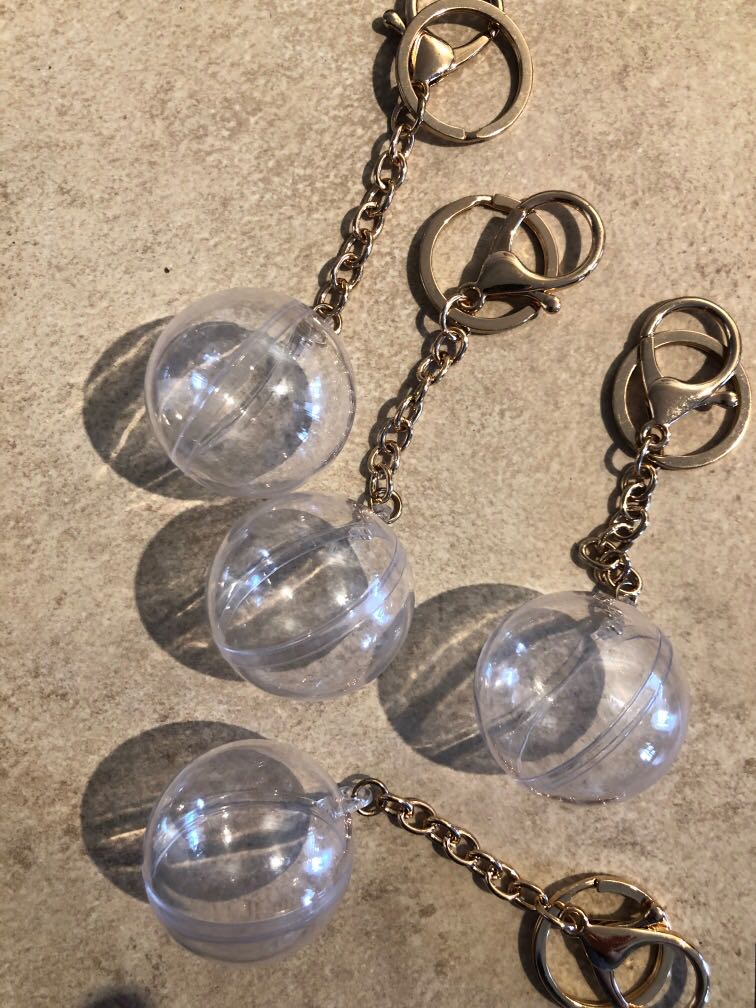 Bubble keychain, Hobbies & Toys, Stationery & Craft, Craft Supplies ...