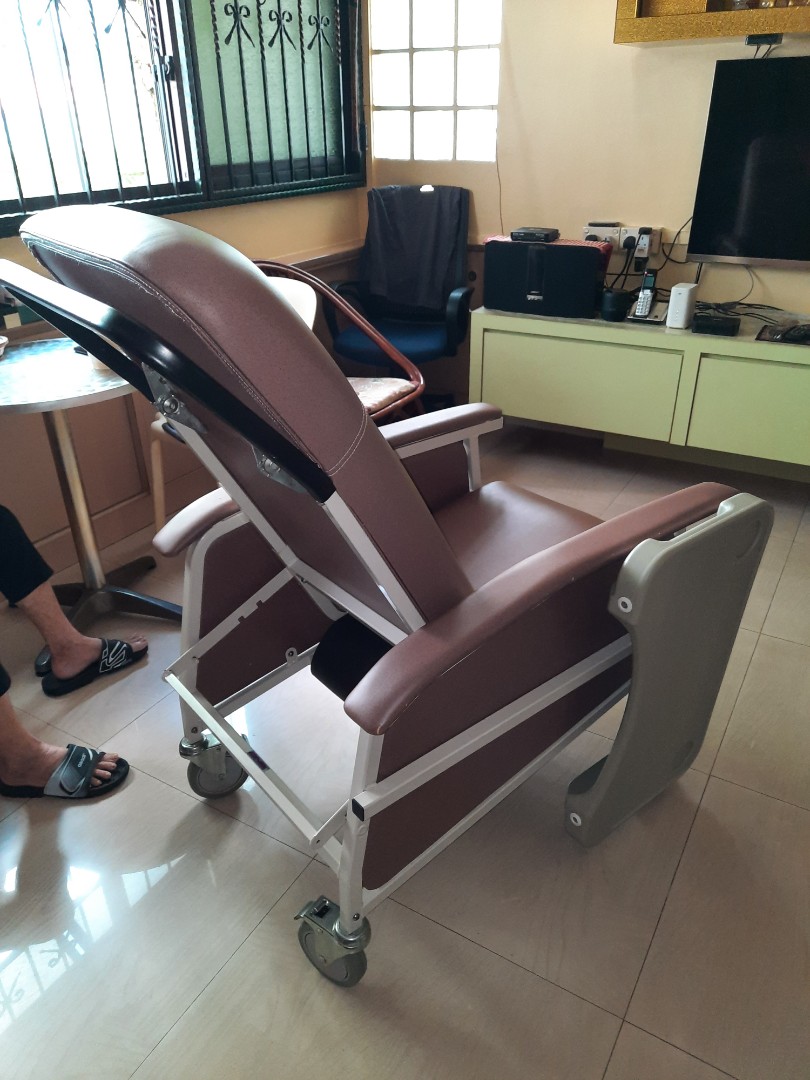 Geriatric Chair, Furniture & Home Living, Furniture, Chairs on Carousell