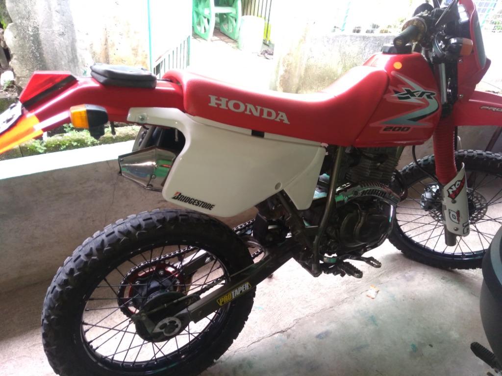 HONDA XR200, Motorbikes, Motorbikes for Sale on Carousell