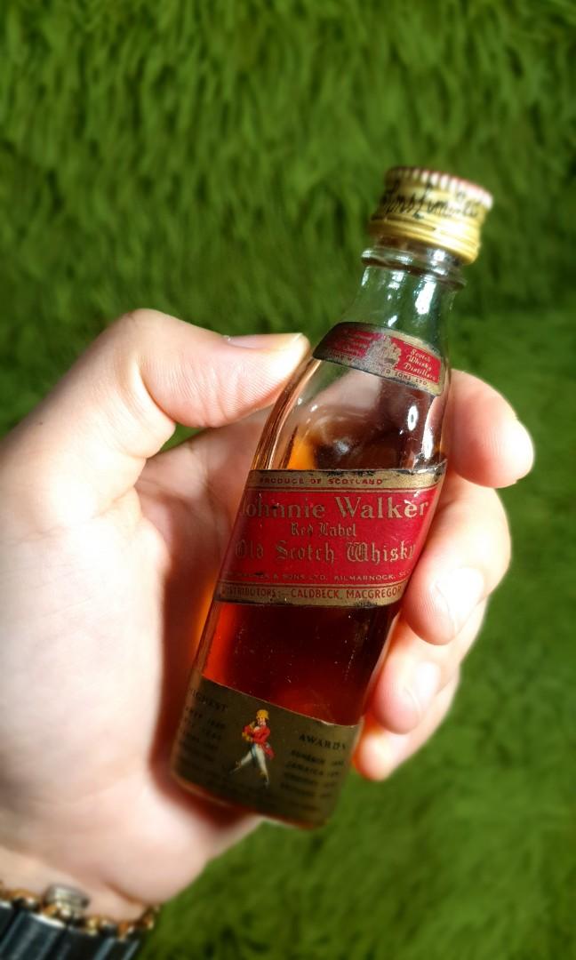 Johnnie Walker mini alcohol for display only, Food & Drinks, Beverages ...