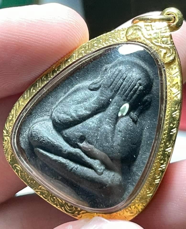 Luangphu Toh LP Toh Plodnee Lang Yant Na, Hobbies & Toys, Memorabilia ...