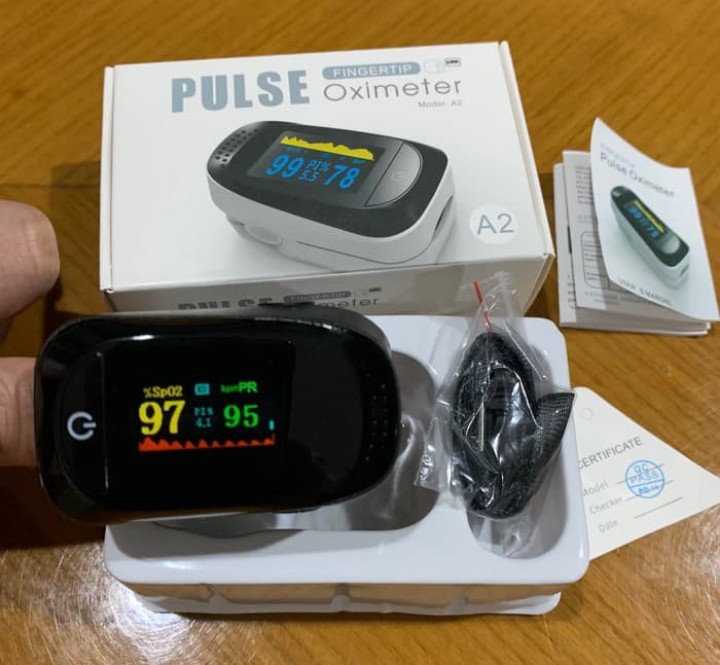 Oximeter A2 alat ukur saturasi oksigen, Elektronik, Lainnya di Carousell