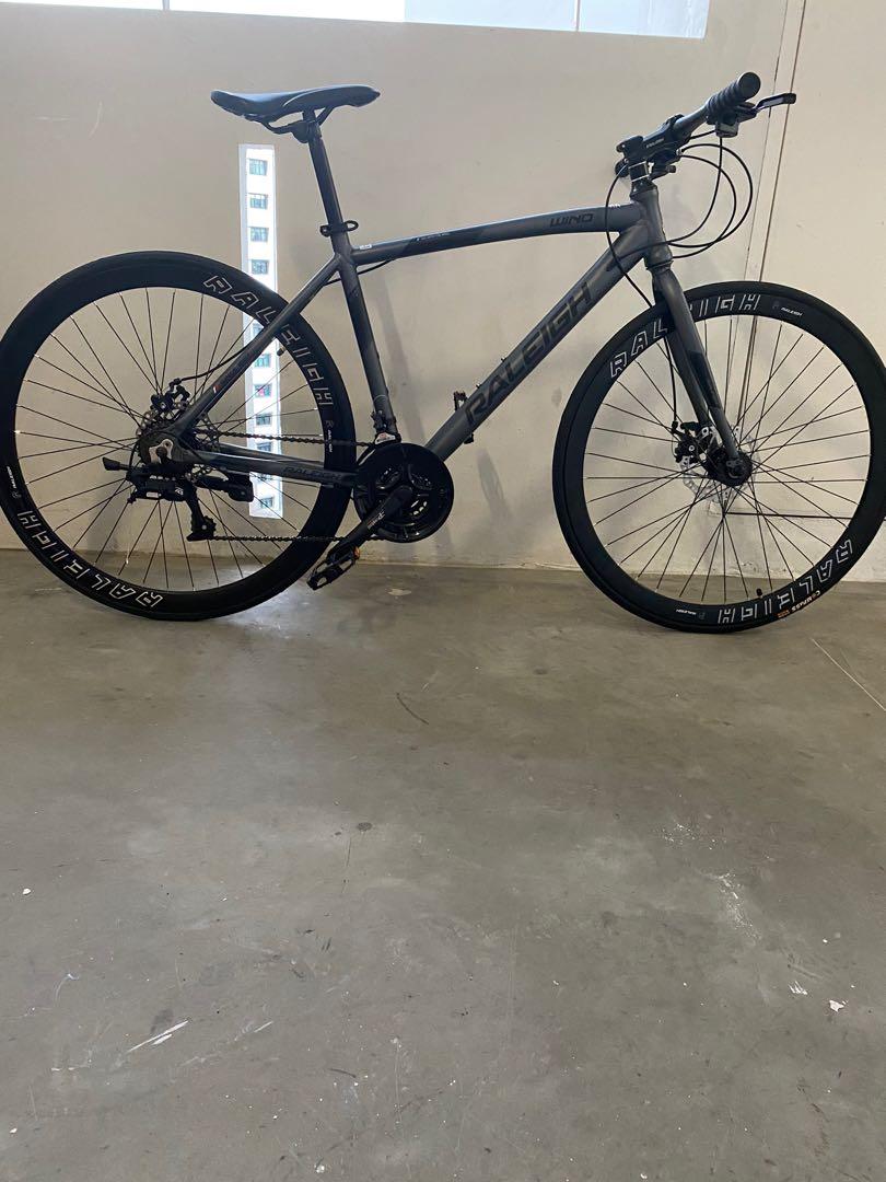 Road Bike Raleigh R700, Sports Equipment, Bicycles & Parts, Bicycles on ...