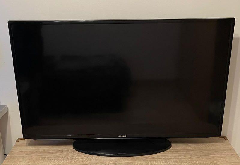 Samsung 46" inch LED Smart TV (UA46H5303AK), TV & Home Appliances, TV ...