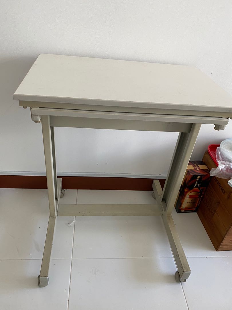 Used computer table Giveaway, Furniture & Home Living, Furniture ...