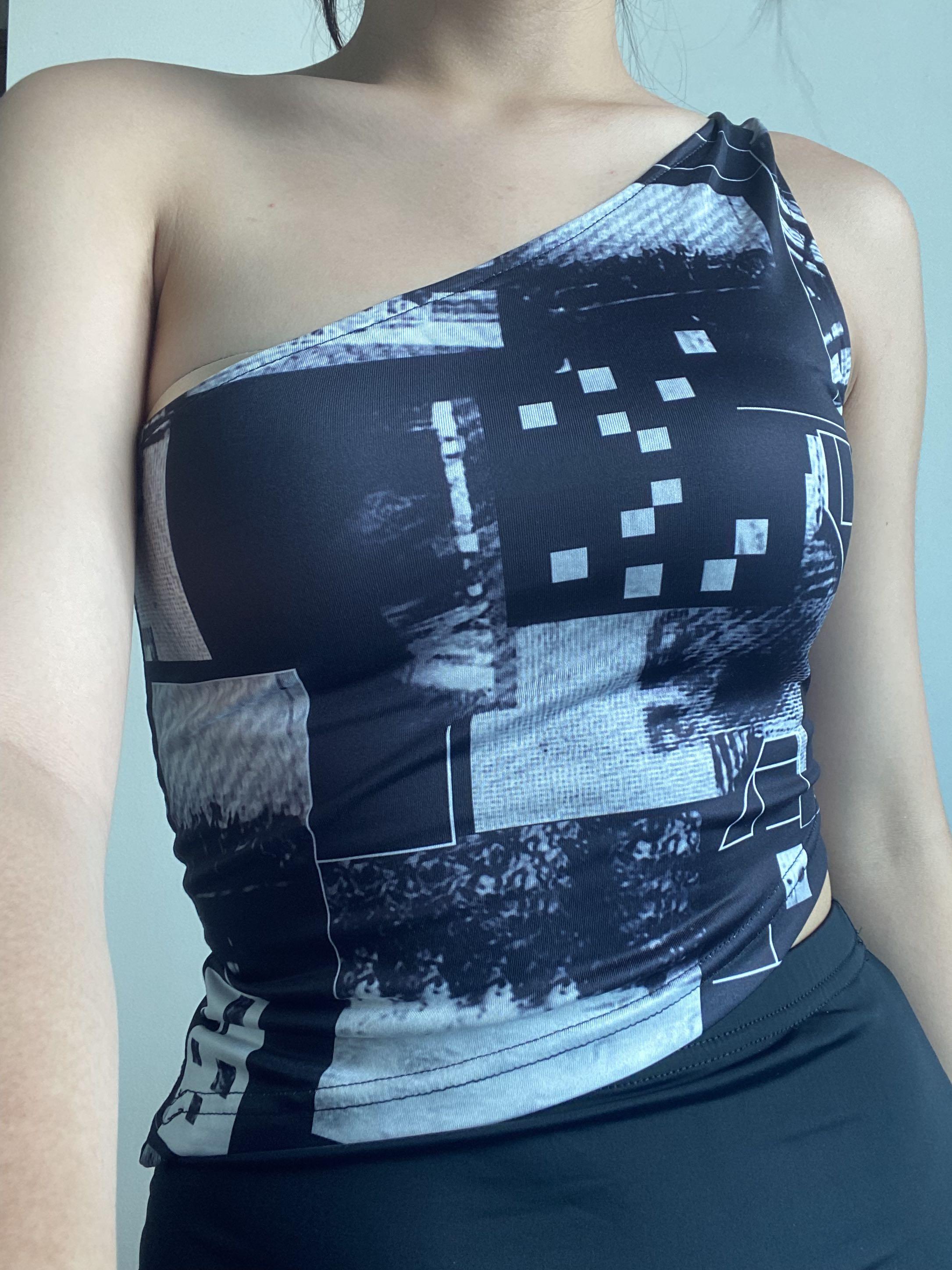 Vintage Toga Black Abstract Top, Women's Fashion, Tops, Sleeveless on ...