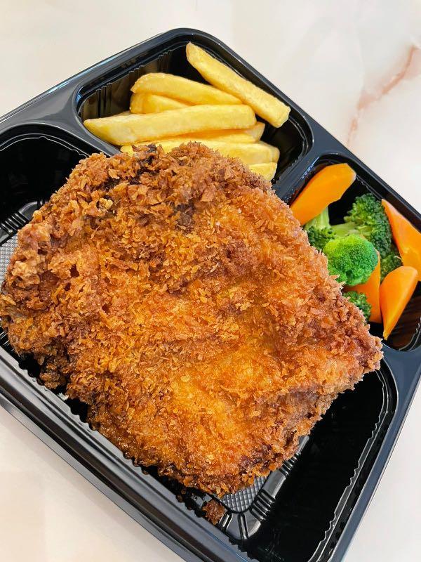 Western Chicken Chop & Crispy Fried Chicken, Food & Drinks, Local Eats ...