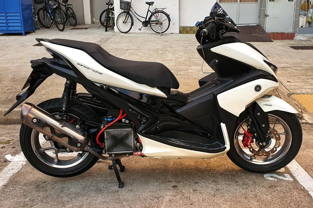 Aerox standard polished chrome rims, Motorcycles, Motorcycle ...