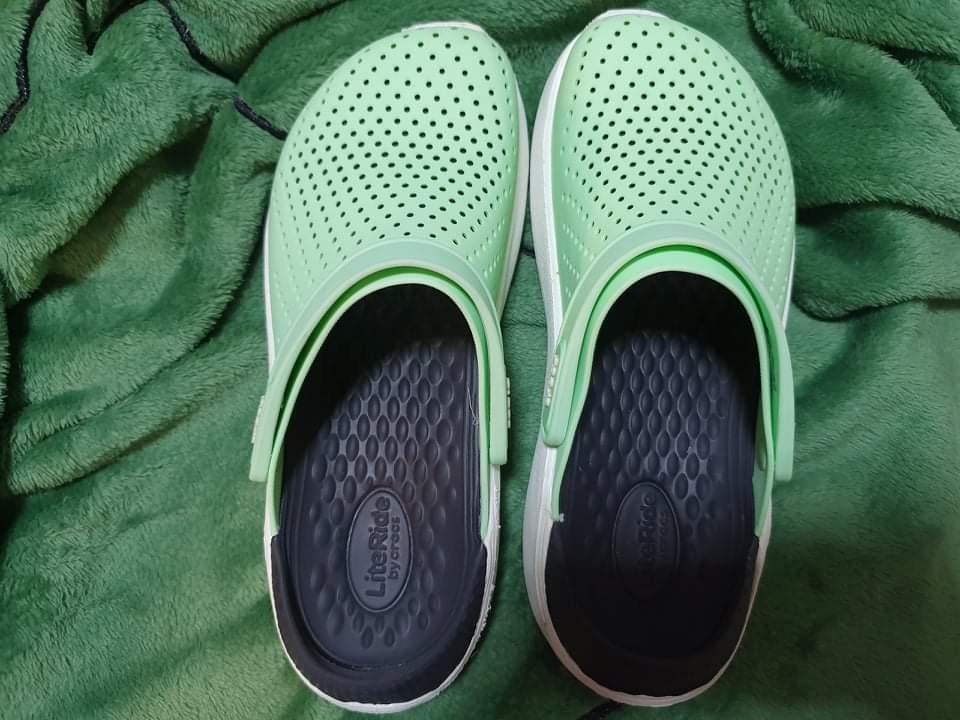 Crocs light green., Men's Fashion, Footwear, Slippers & Slides on Carousell
