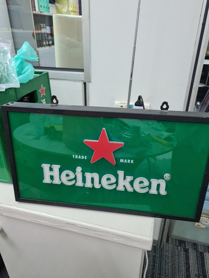 HEINEKEN SIGNAGE WITH LIGHT, Hobbies & Toys, Memorabilia & Collectibles ...