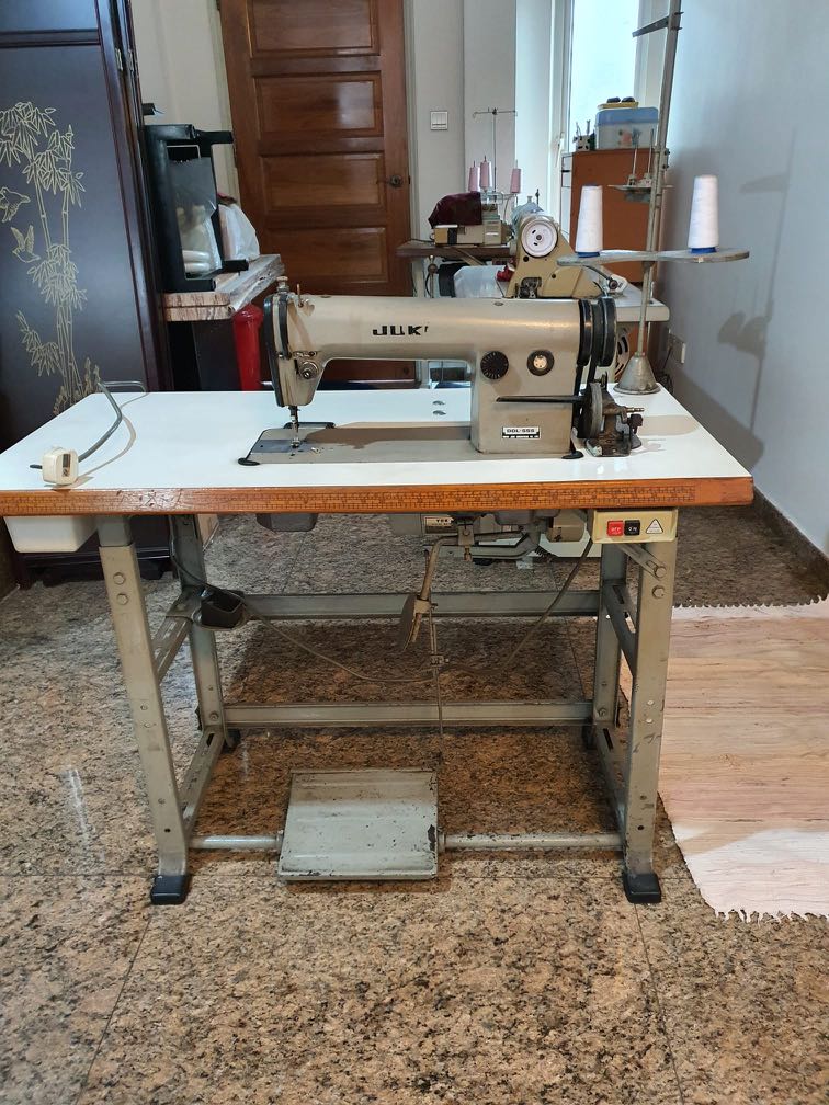 Juki DDL 555, TV & Home Appliances, Other Home Appliances on Carousell