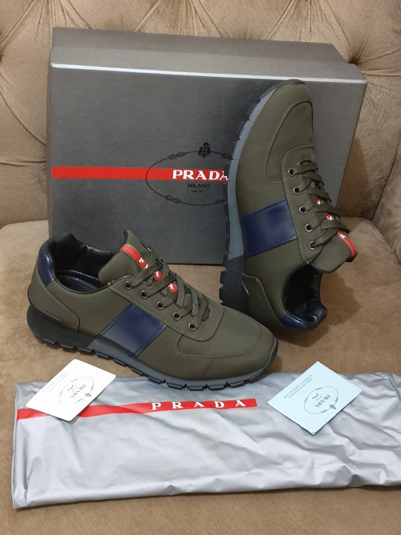 Like new .authentic sepatu .sneakers prada limitet size 41, Fesyen Pria ...