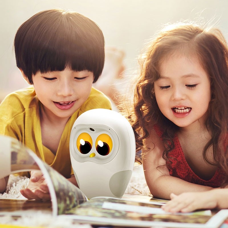 Luka AI Reading Robot (Original) InStock FREE Delivery, Hobbies & Toys ...