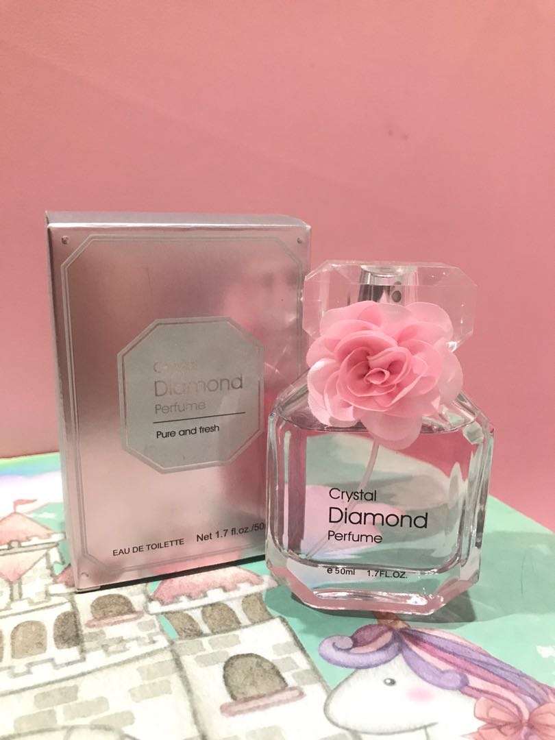 Parfum Miniso crystal diamond 90%, Kesehatan & Kecantikan, Parfum, Kuku ...