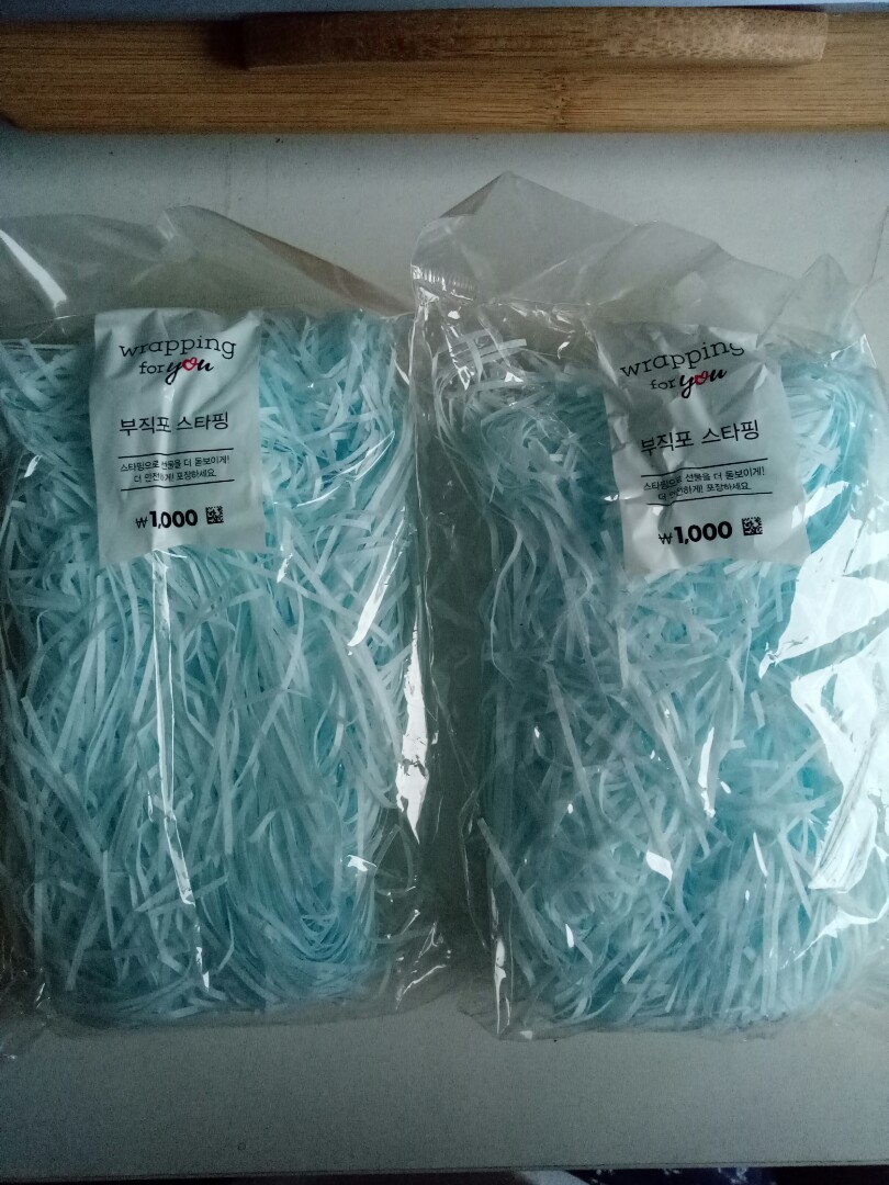 Shredded Gift Wrap Packaging Paper (Blue), Everything Else, Others on ...