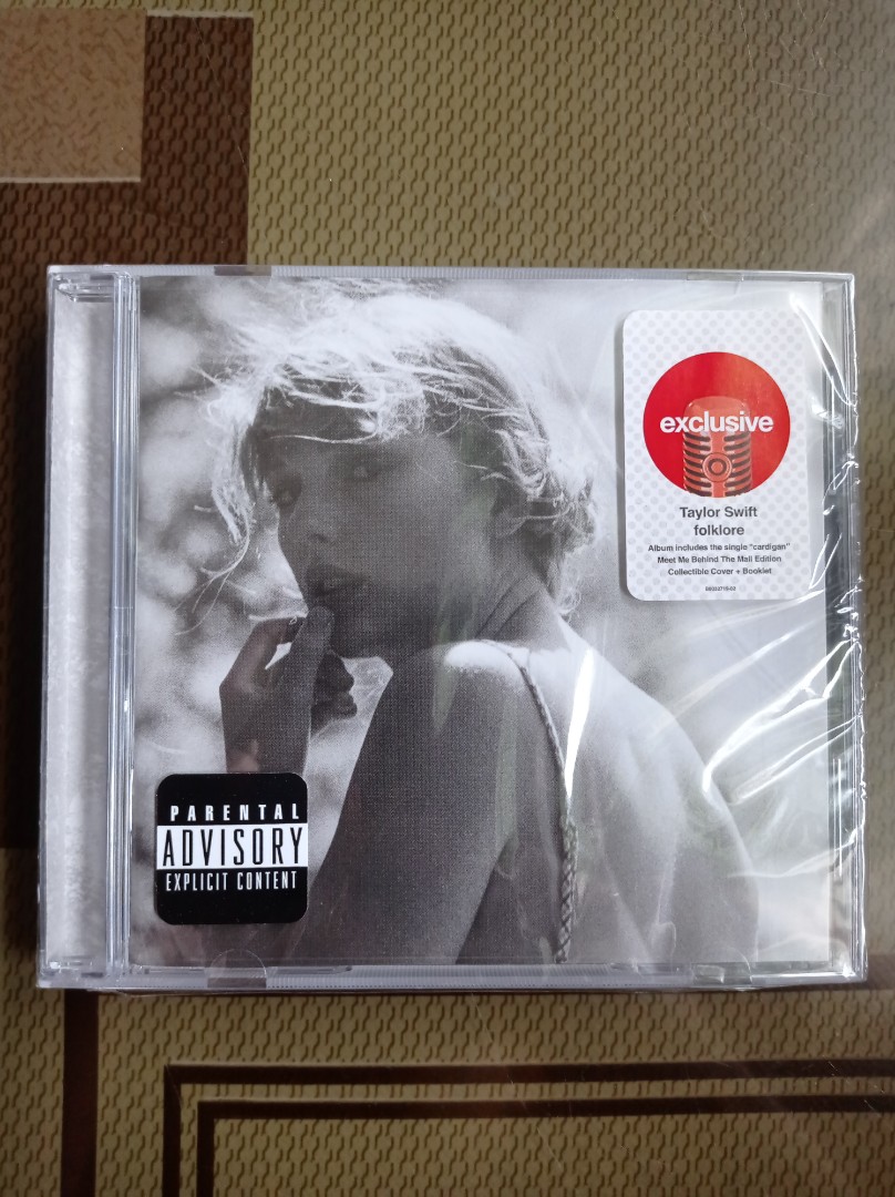 Taylor Swift, Hobbies & Toys, Music & Media, CDs & DVDs on Carousell