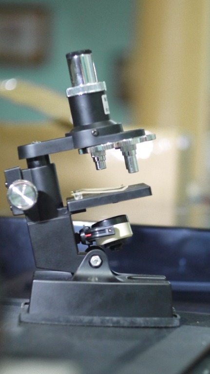 Vintage Micron Microscope 50X-300X Working, Hobbies & Toys, Toys ...