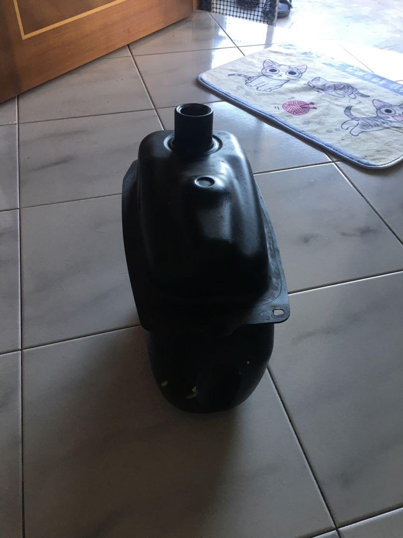 Aerox tank, Motorcycles, Motorcycle Accessories on Carousell