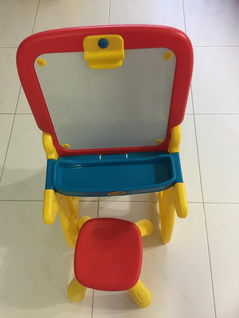 Crayola Play and Fold Art Studio, Babies & Kids, Baby Nursery & Kids ...