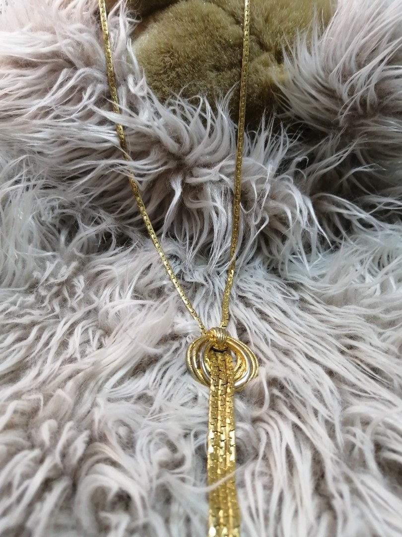 Golden long chain japan, Women's Fashion, Jewelry & Organizers ...