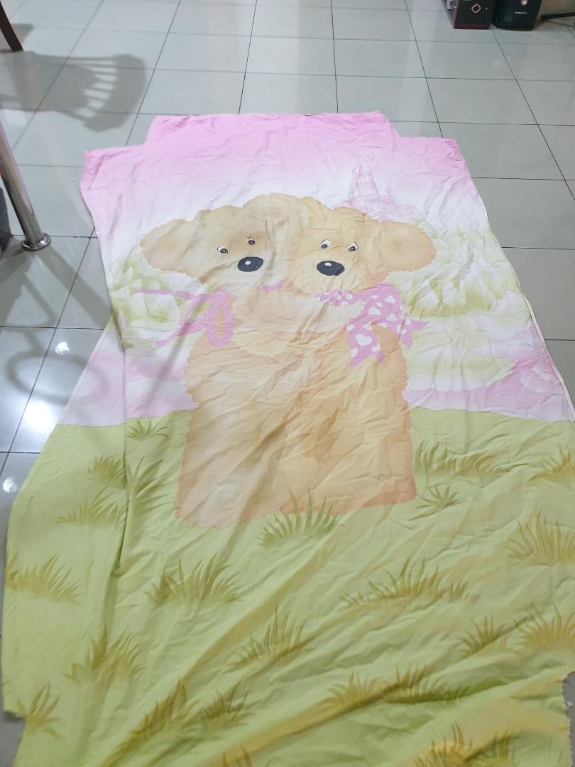 Jual selimut bekas, Perabotan Rumah di Carousell