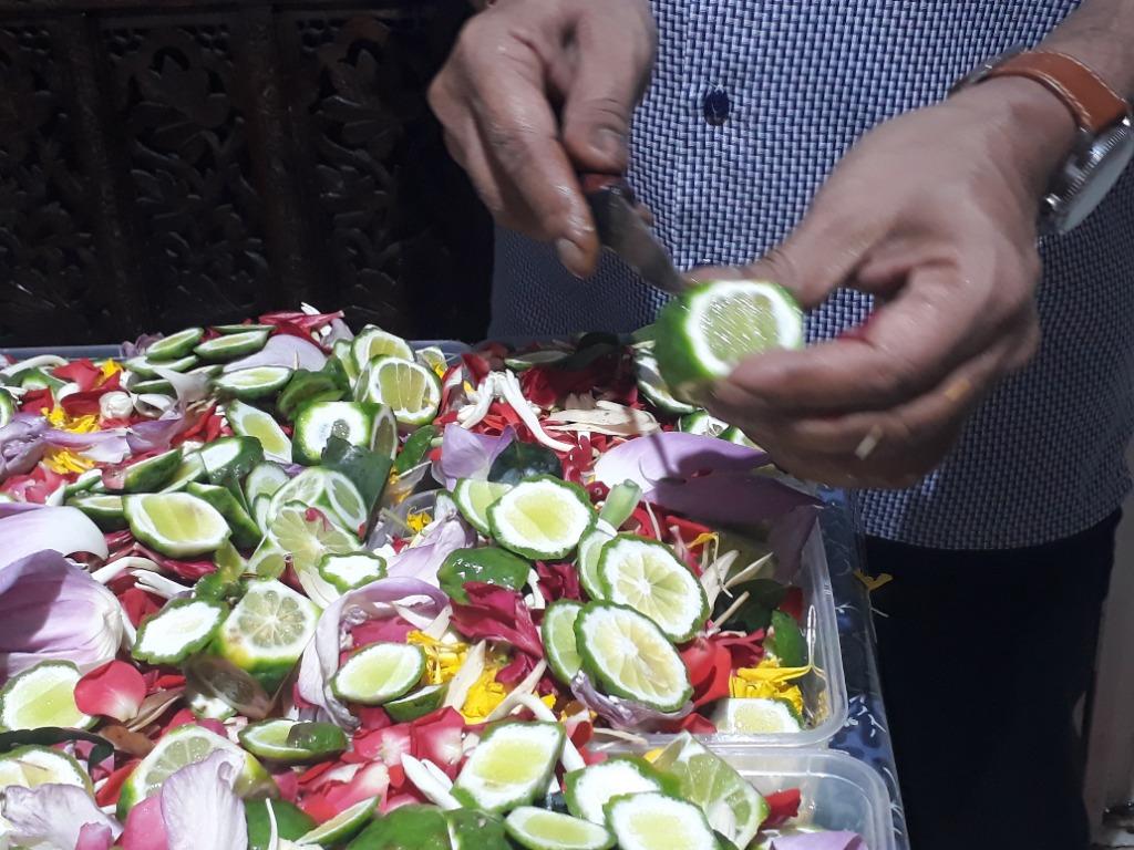 Mandi Bunga for buang suay (Flower Bath), Hobbies & Toys, Memorabilia ...