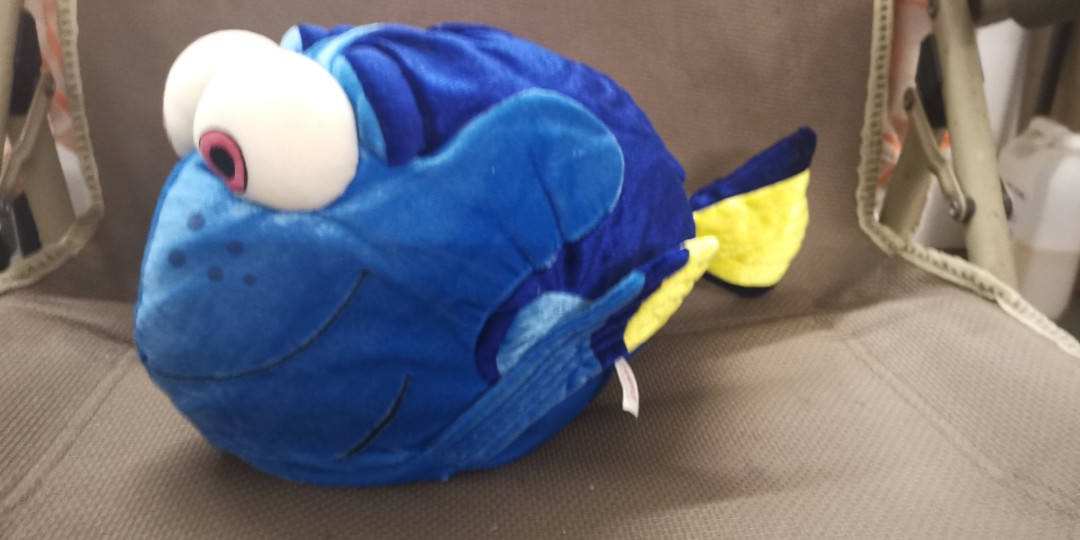 Disney finding nemo Dory fish 13 inch plush toy, Hobbies & Toys ...