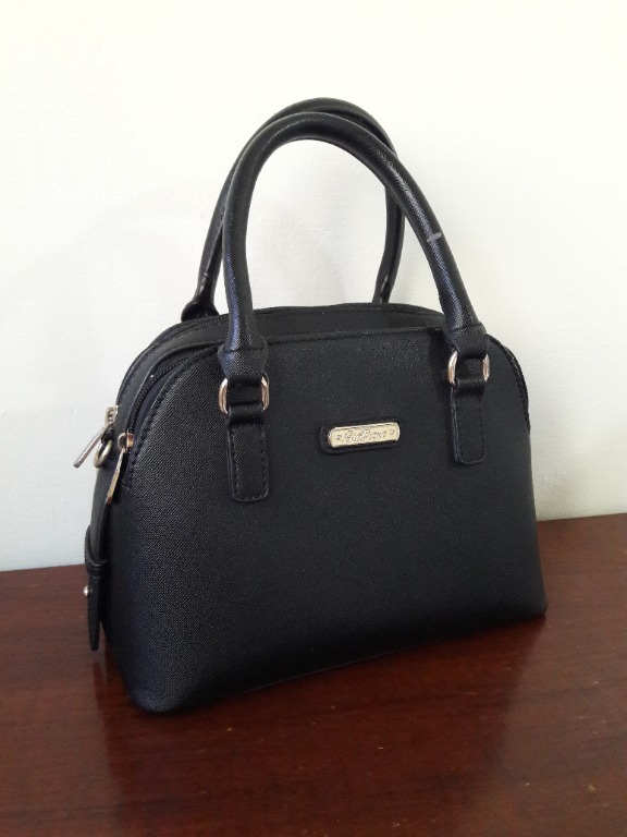 Gio Fiore Bag, Women's Fashion, Bags & Wallets, Purses & Pouches on ...