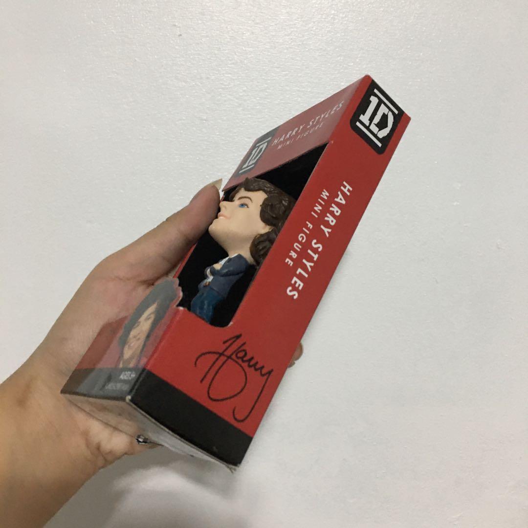 Harry Styles mini figure one direction 1D ph, Hobbies & Toys ...