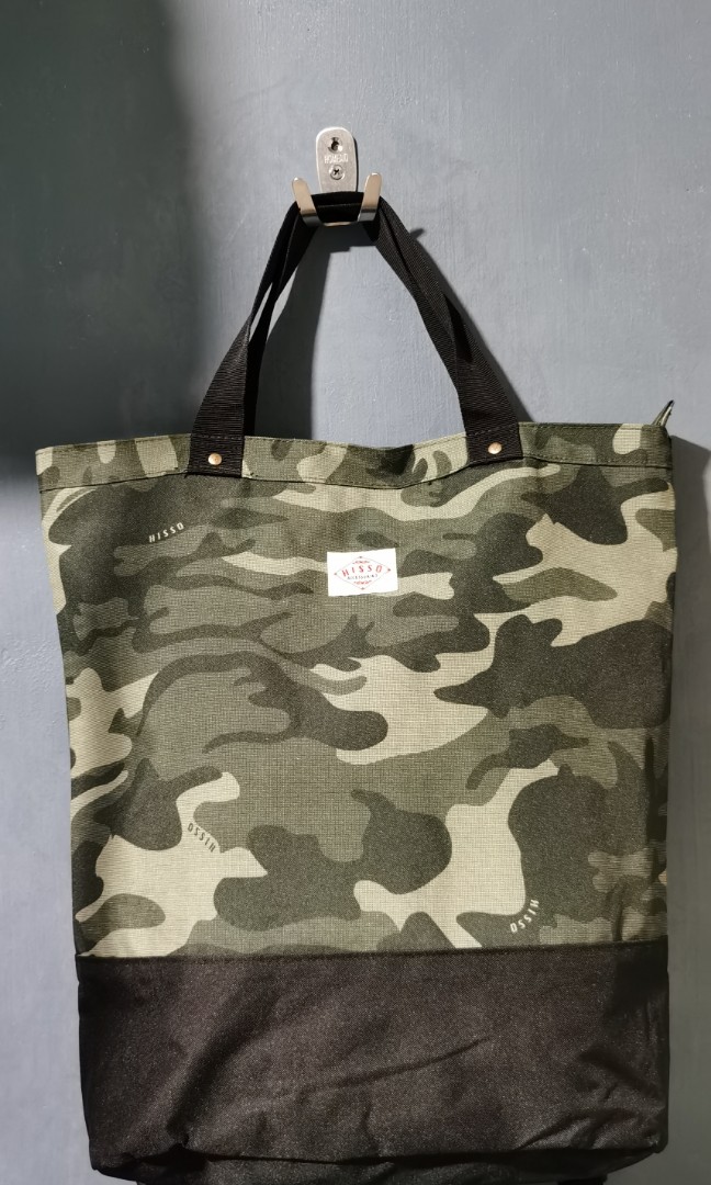 Hisso Camou Backpack, Men's Fashion, Bags, Backpacks on Carousell