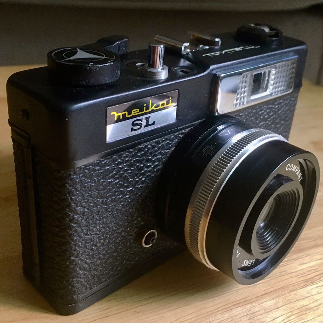 Meikai SL 35mm point & shoot film camera, Photography, Cameras on Carousell