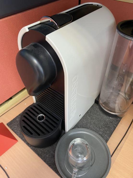 Nespresso U C50 Pure Cream, TV & Home Appliances, Kitchen Appliances ...
