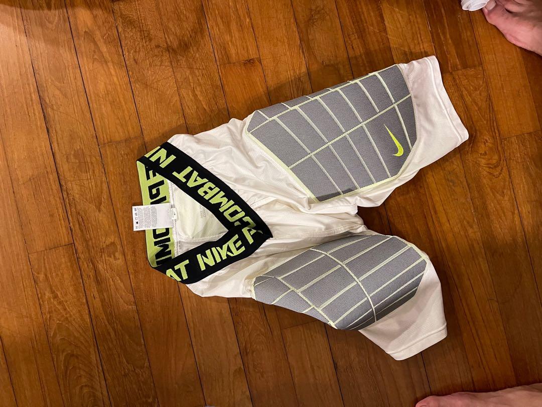 Nike Pro - Padded thigh compression shorts, Men's Fashion, Activewear ...