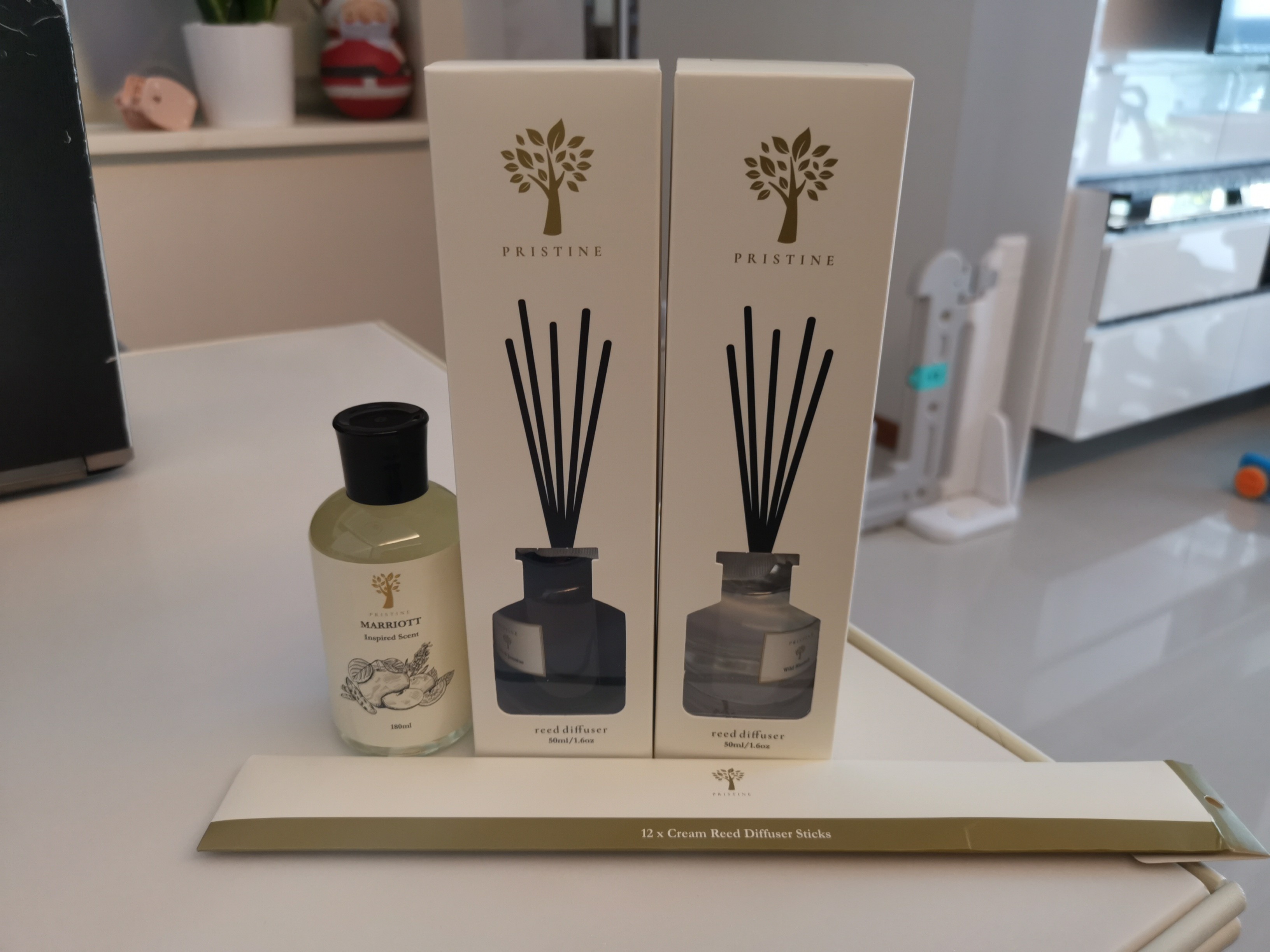 Pristine Reed Diffuser, Furniture & Home Living, Home Fragrance on ...