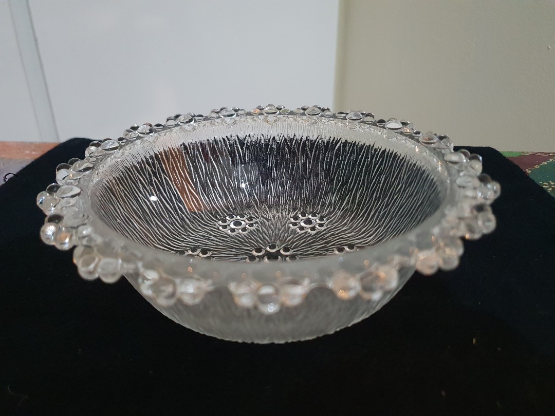 VINTAGE BUBBLE SCALLOPED CLEAR GLASS BOWL (4 PIECES IN A SET ...