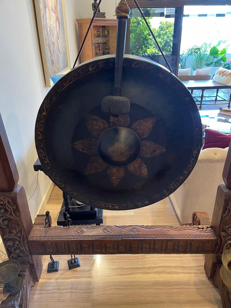 Antique vietnamese Dong with stand, Furniture & Home Living, Home Decor ...