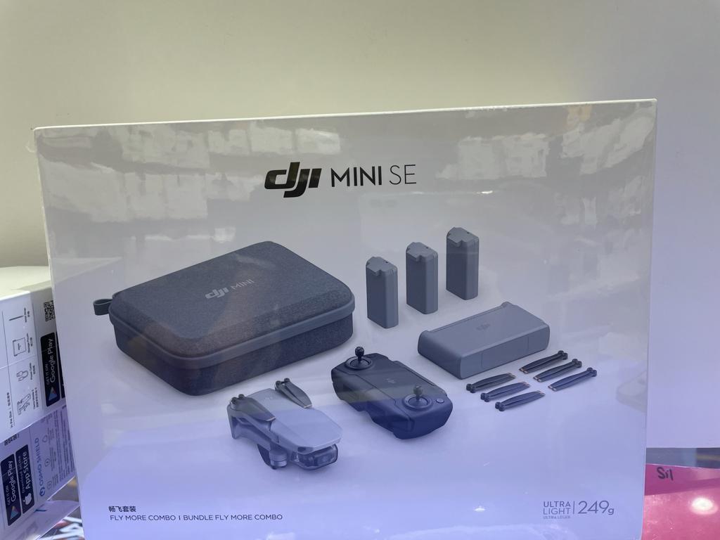 DJI mini SE combo, Photography, Drones on Carousell