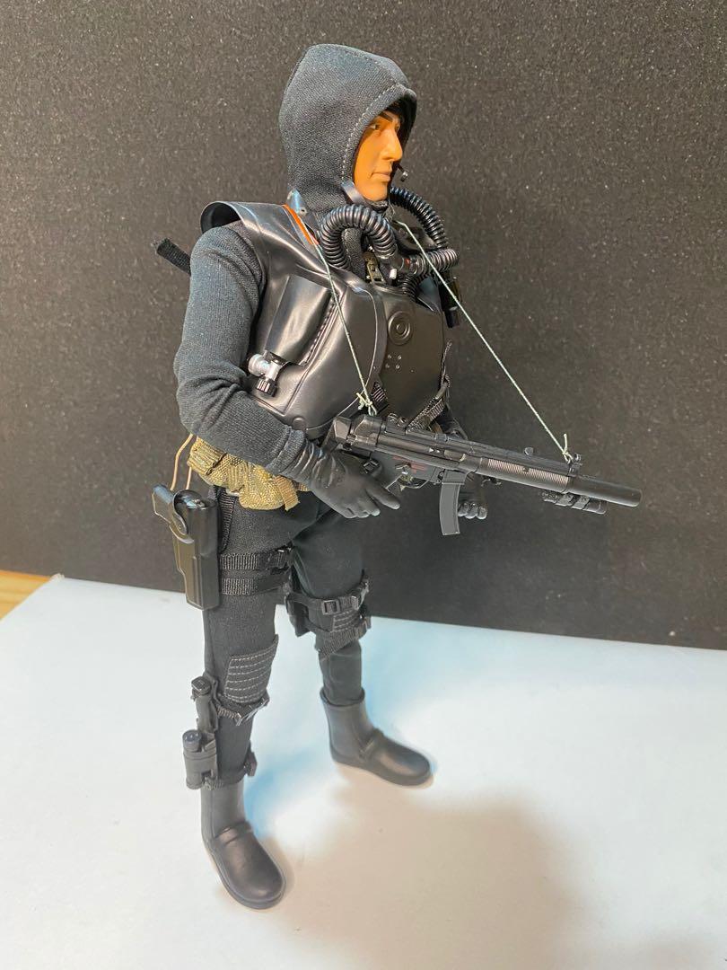 Dragon Models (DML) 1/6 Scale Hong Kong Police SDU Diver, Hobbies ...