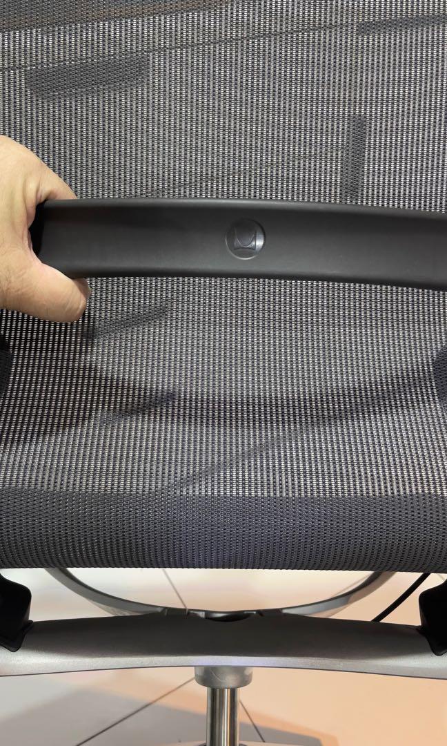 Herman miller setu task chair 90% new condition, Furniture & Home ...