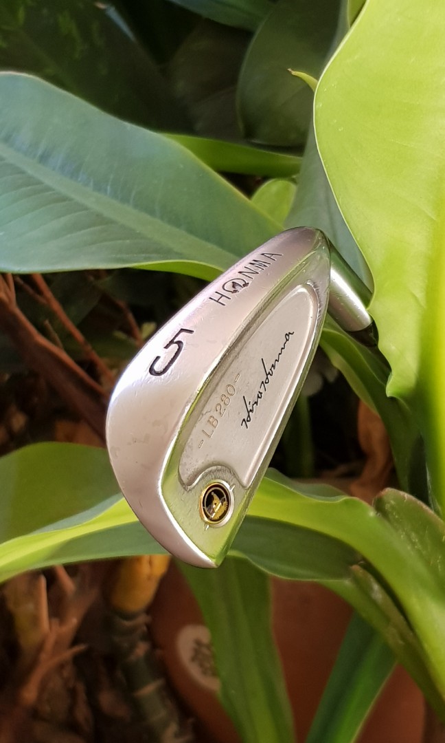HONMA IRON #5, Sports Equipment, Sports & Games, Golf on Carousell