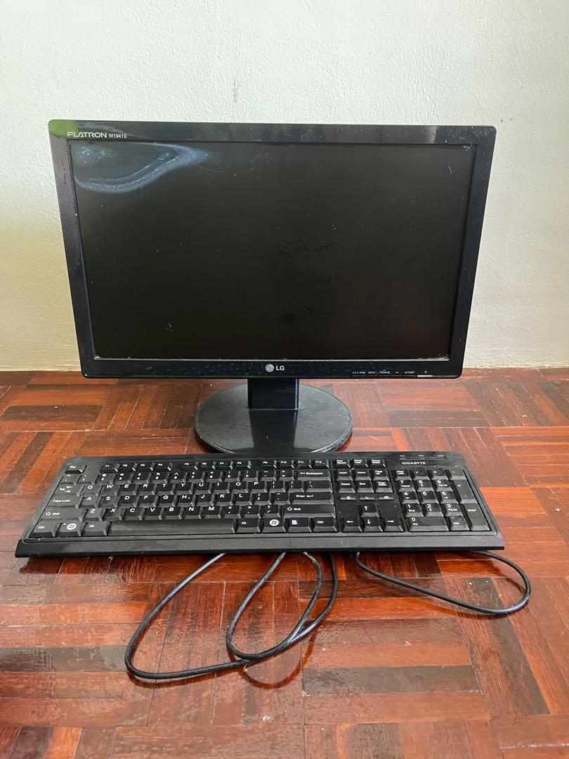 Monitor and keyboard, Computers & Tech, Parts & Accessories, Computer ...