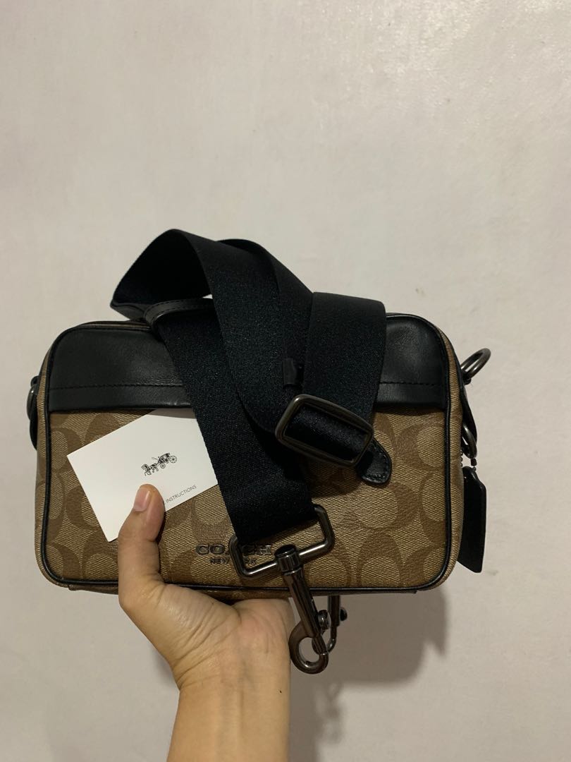 Original Coach Graham Crossbody, Men's Fashion, Bags, Sling Bags on ...