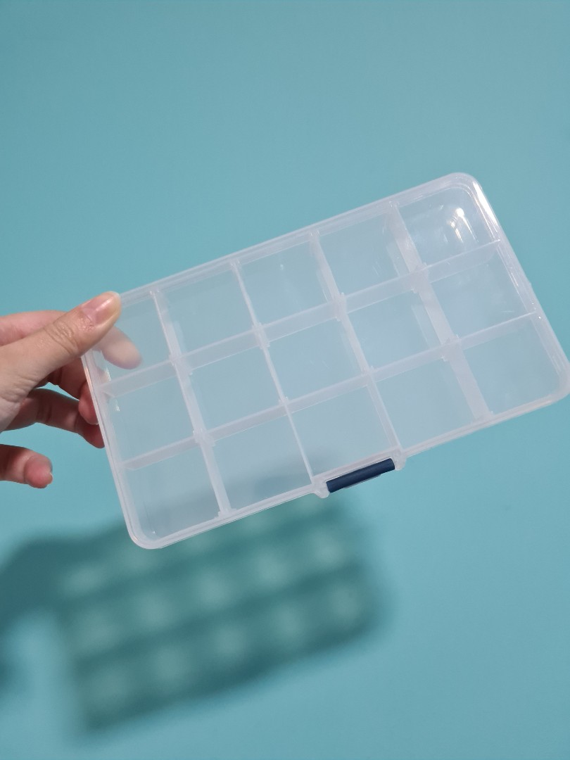 PLASTIC FLAT BOX, Women's Fashion, Jewelry & Organisers, Accessory ...