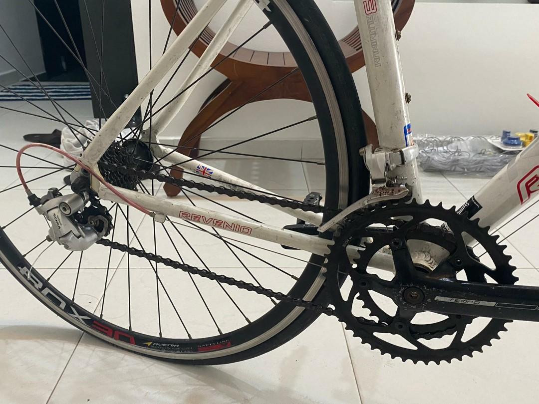 Raleigh Road Bike, Shimano Sora, Sports Equipment, Bicycles & Parts ...