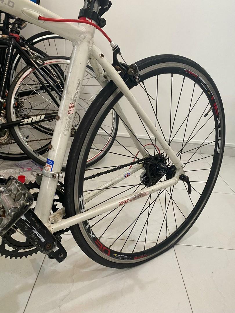 Raleigh Road Bike, Shimano Sora, Sports Equipment, Bicycles & Parts ...