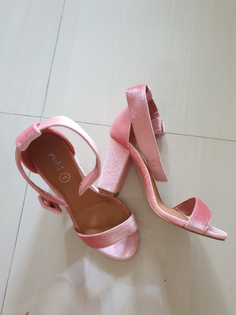 Rubi Heels, Women's Fashion, Footwear, Heels on Carousell