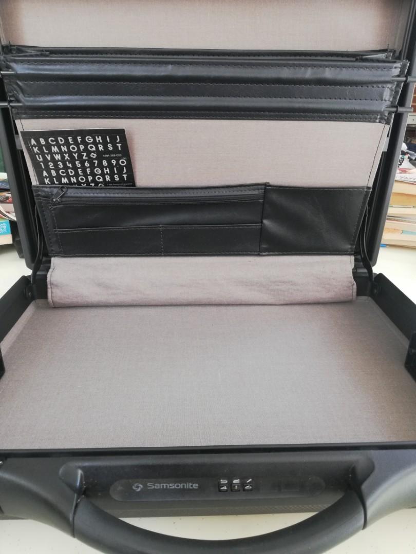 Samsonite Briefcase, Men's Fashion, Bags, Briefcases on Carousell