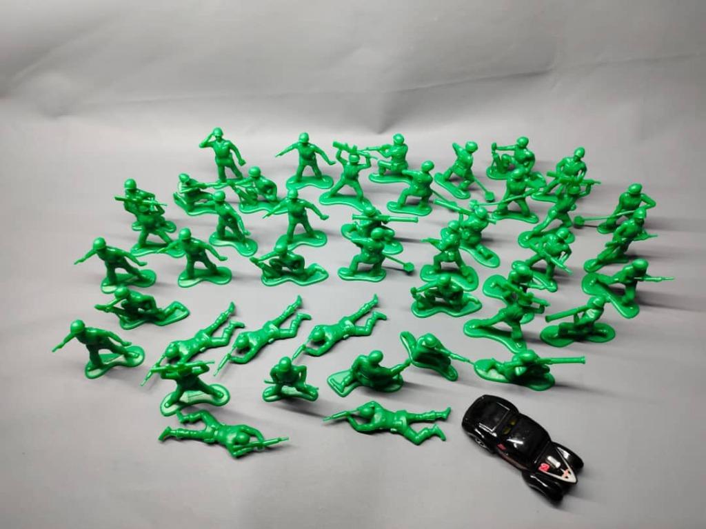 Toy Story Collection Bucket O Soldiers